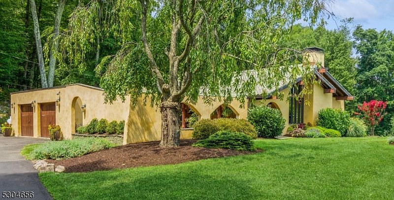 137 Beacon Hill Rd, Califon, NJ 07830 | Zillow