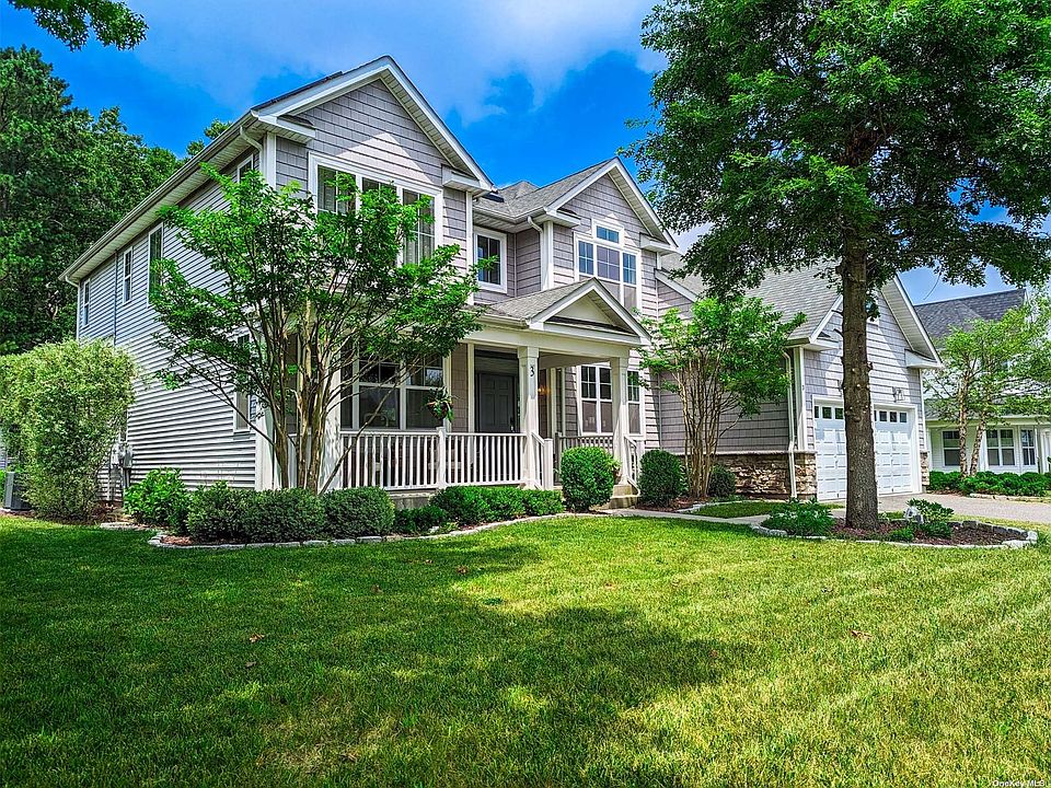 3 Wildflower Drive, Ridge, NY 11961 | Zillow