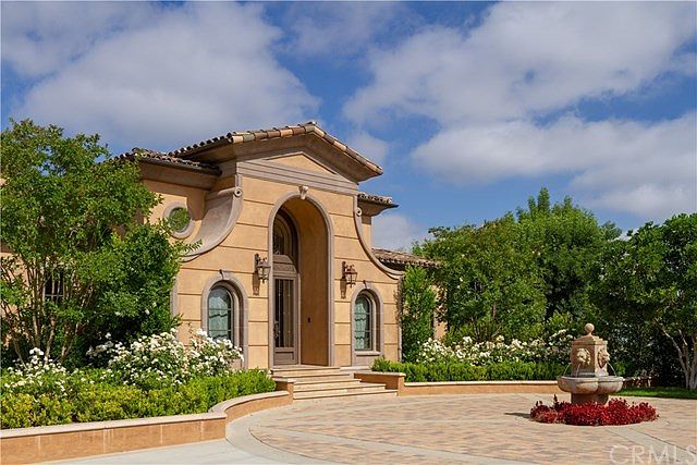 1700 Country Club Dr, Redlands, CA 92373 | Zillow