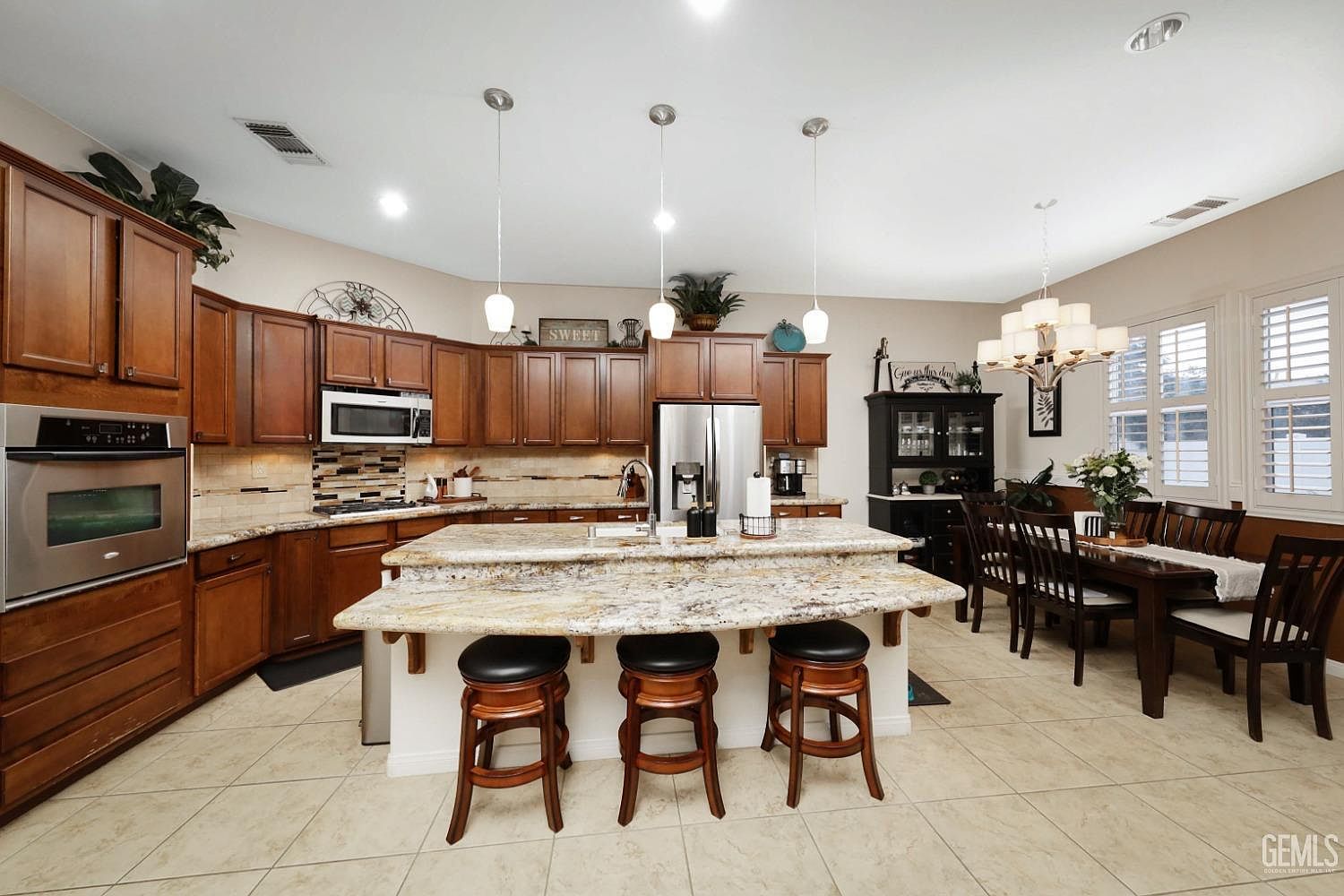 14707 Trumpetvine Pl, Bakersfield, CA 93314 | Zillow