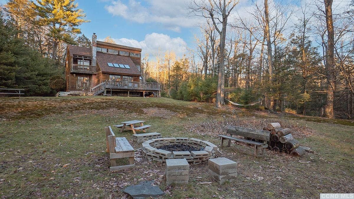 446 Abbey Rd, Mount Tremper, NY 12457 | Zillow