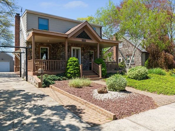 Merrick NY Real Estate - Merrick NY Homes For Sale | Zillow