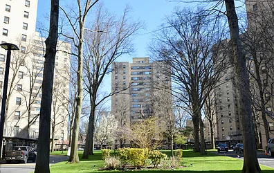 4 Fordham Hill Oval #8D in University Heights, Bronx | StreetEasy
