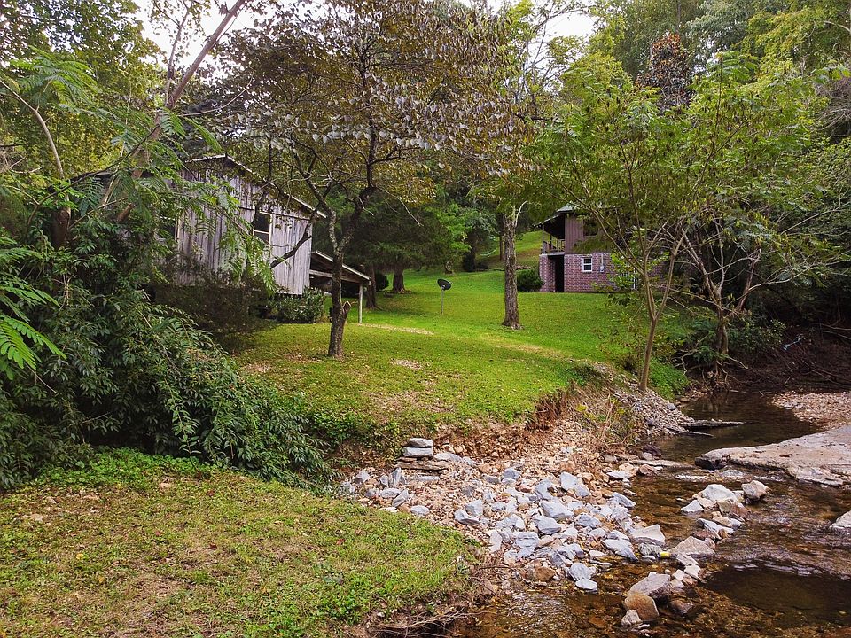7196 Pinewood Rd, Nunnelly, TN 37137 | Zillow