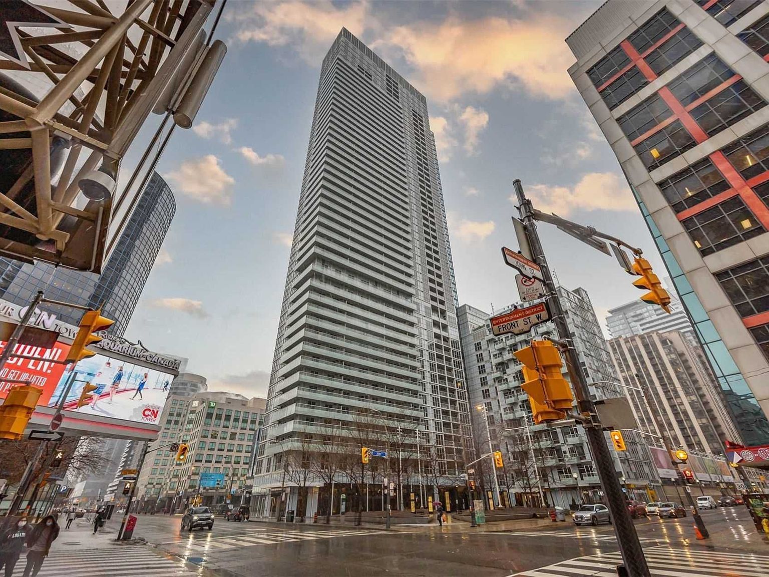 300 Front St W #4401, Toronto, ON M5V 0E9 | Zillow