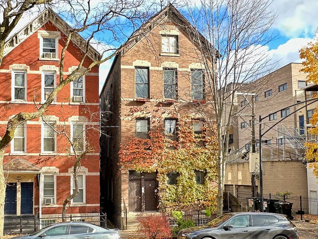 2213 N Seeley Ave #F2, Chicago, IL 60647 | Zillow