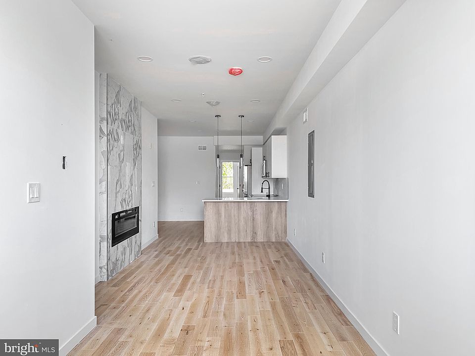 647 N 41st St Philadelphia, PA | Zillow