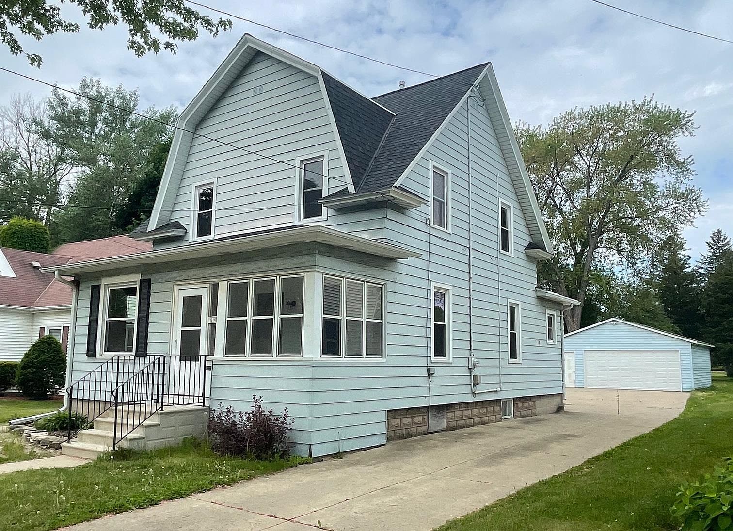 810 4th St, De Pere, WI 54115 | MLS #50275648 | Zillow