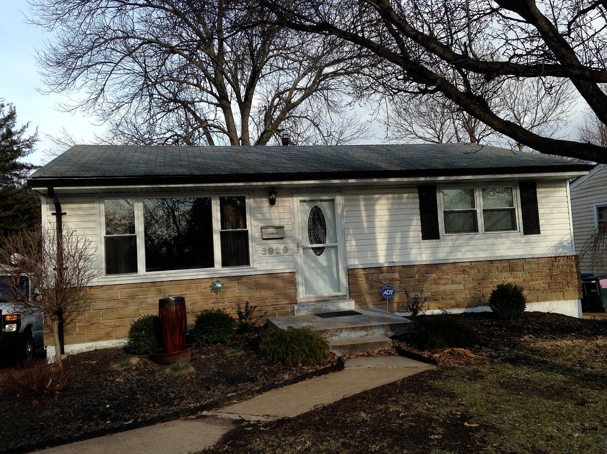 3929 Crosby Dr, Saint Louis, MO 63123 | Zillow