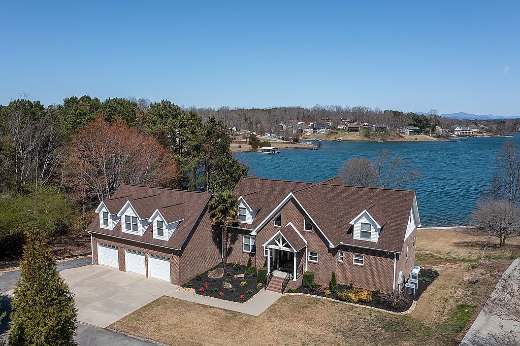 193 Walker Point, Seneca, SC 29672 | Zillow