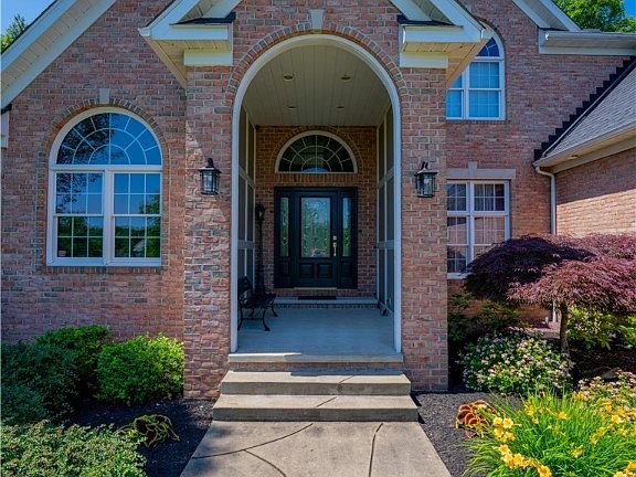 11514 Rolling Meadows Dr, Garrettsville, OH 44231 | MLS #5061173 | Zillow