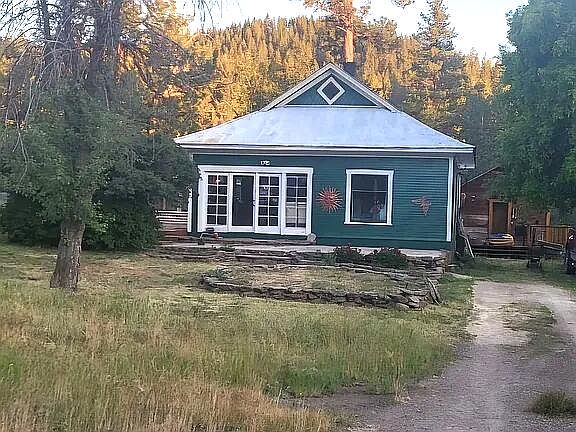 3720 County Road 118, Alturas, CA 96101 | MLS #24-5241 | Zillow