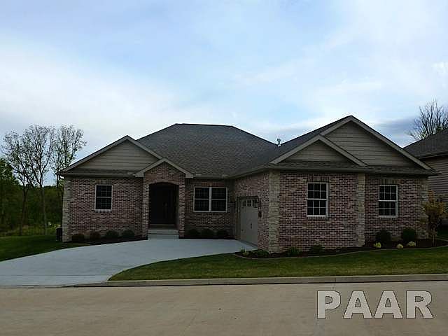 2613 Lake Pointe Ter, Peoria, IL 61614 | Zillow