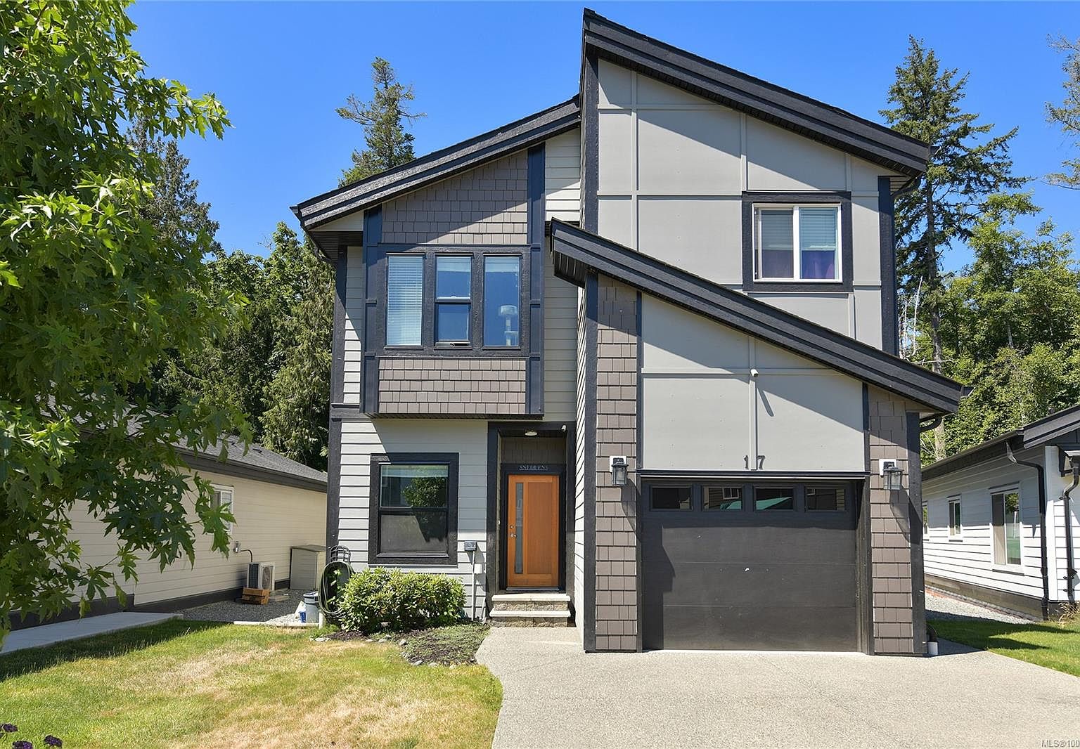 17 Saanich Ridge Dr, East Saanich 2, BC V8M 0B8 | MLS #1007713 | Zillow