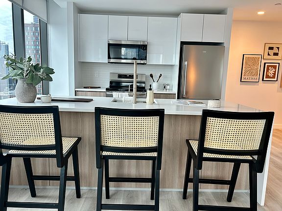 85 Commercial St #28H, Brooklyn, NY 11222 | Zillow