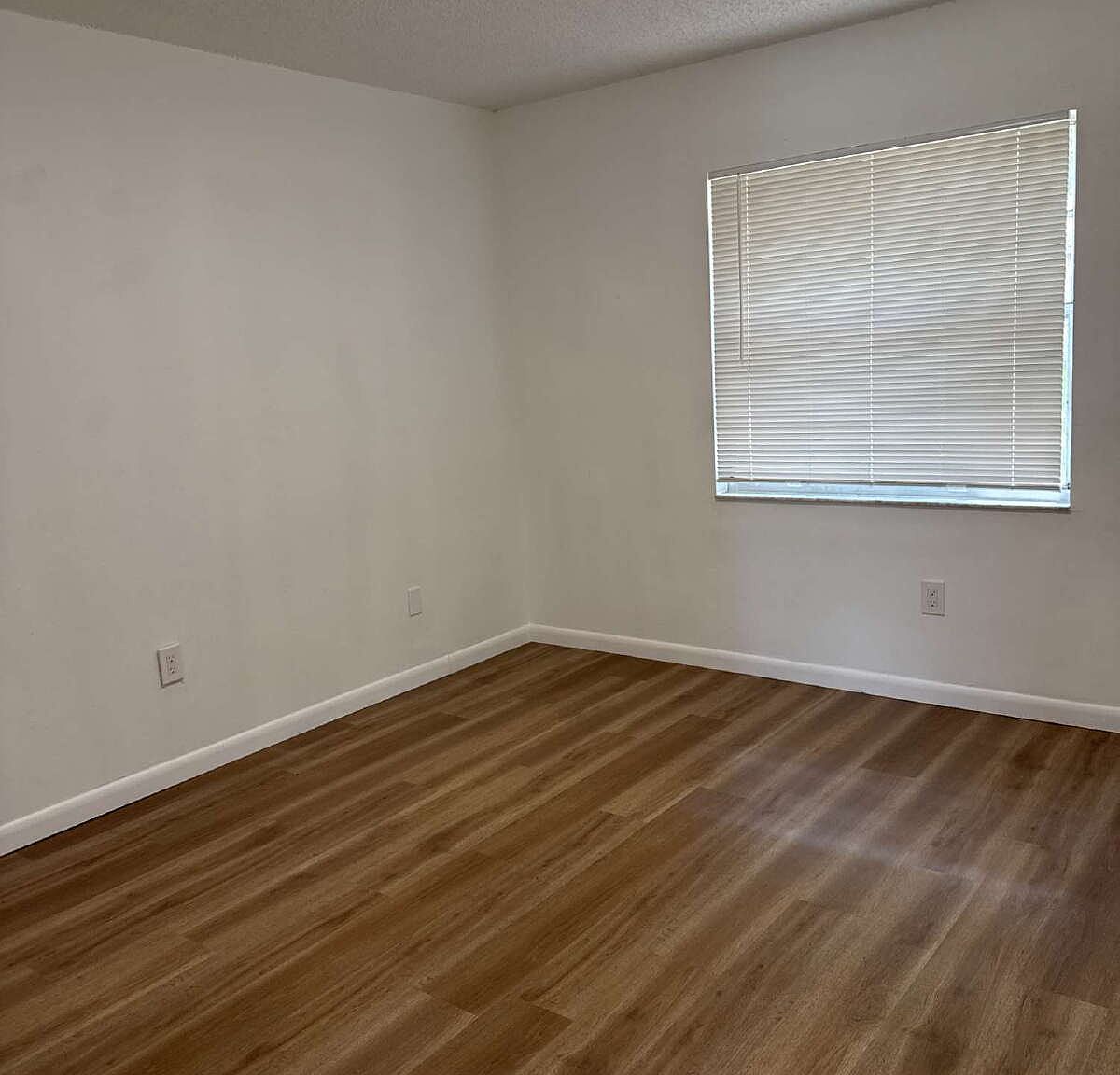 3013 Allred Dr #B, Auburndale, FL 33823 | Zillow