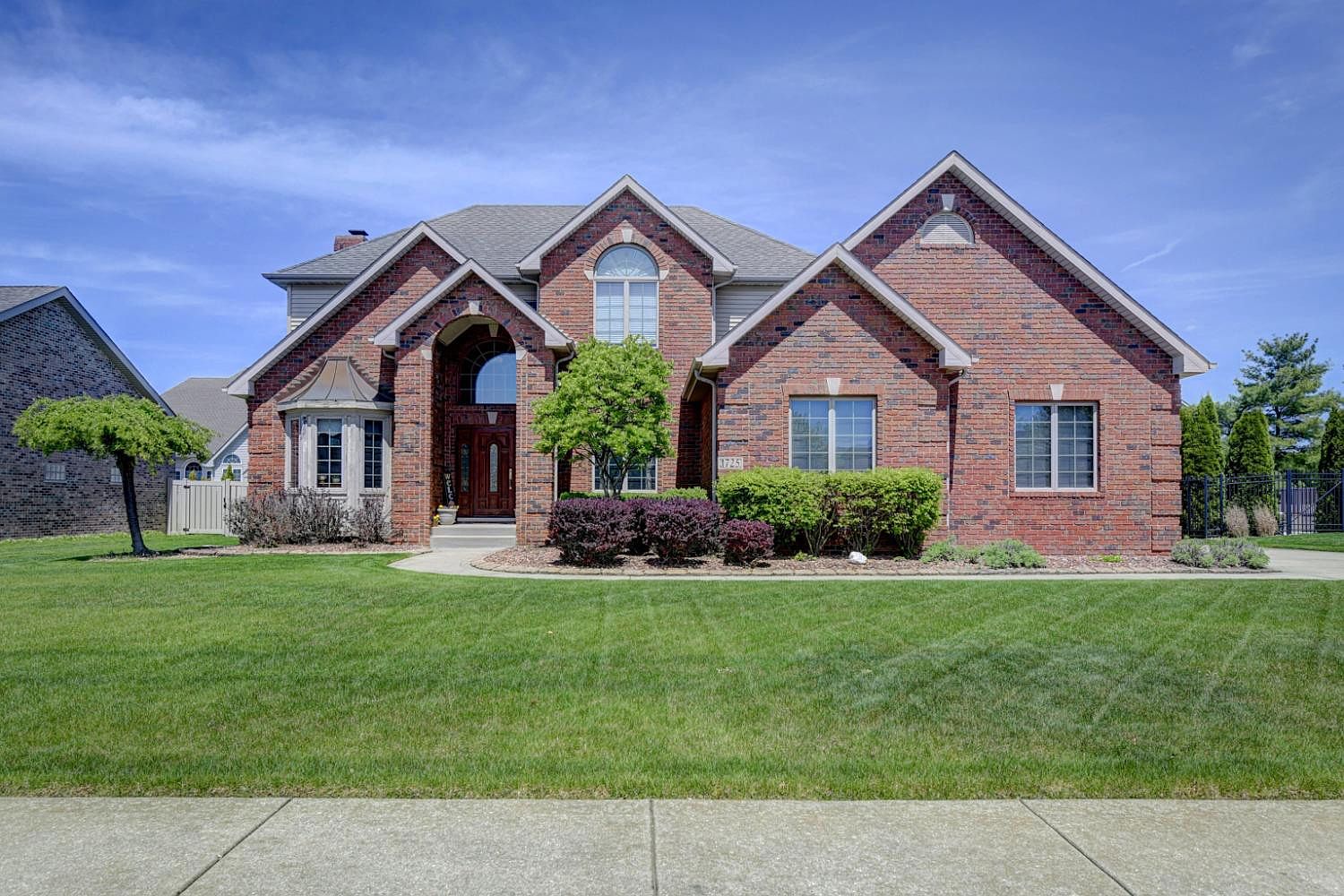1725 Daylily Ln, Munster, IN 46321 | Zillow