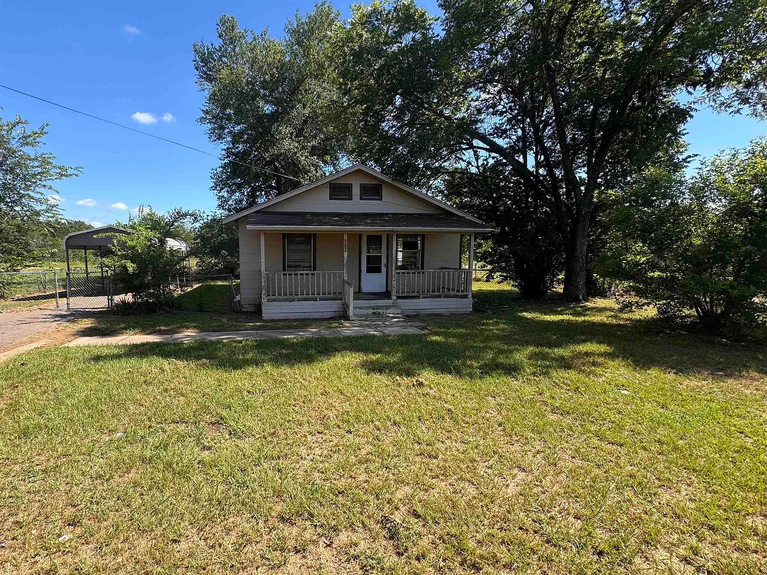 582 E Main St, Van, TX 75790 | MLS #24014928 | Zillow