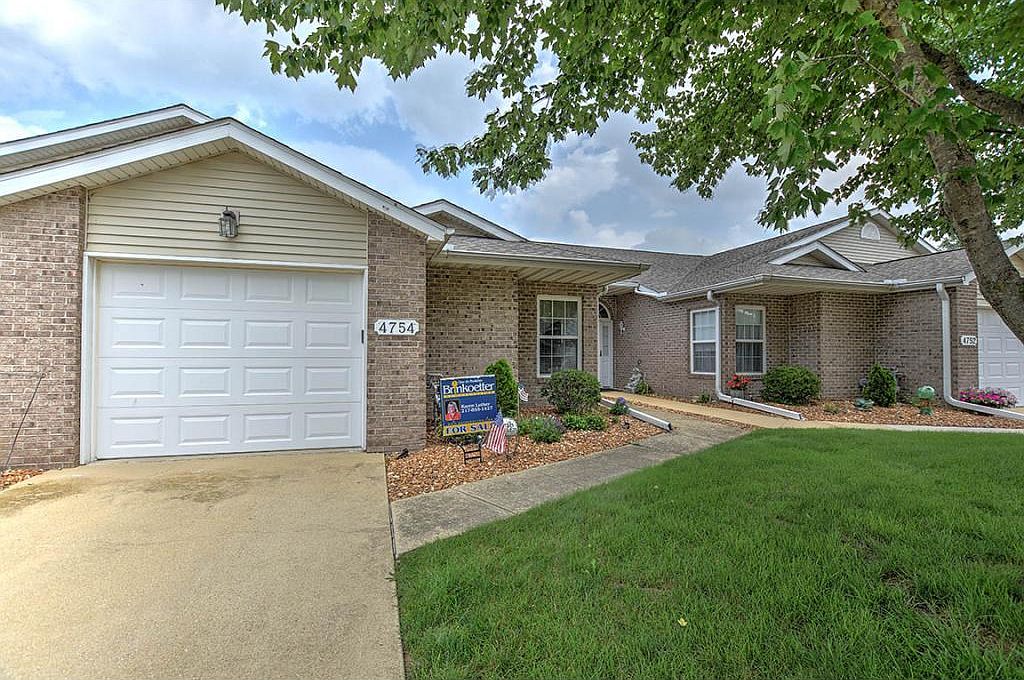 4754 Arbor Ct, Decatur, IL 62526 | Zillow