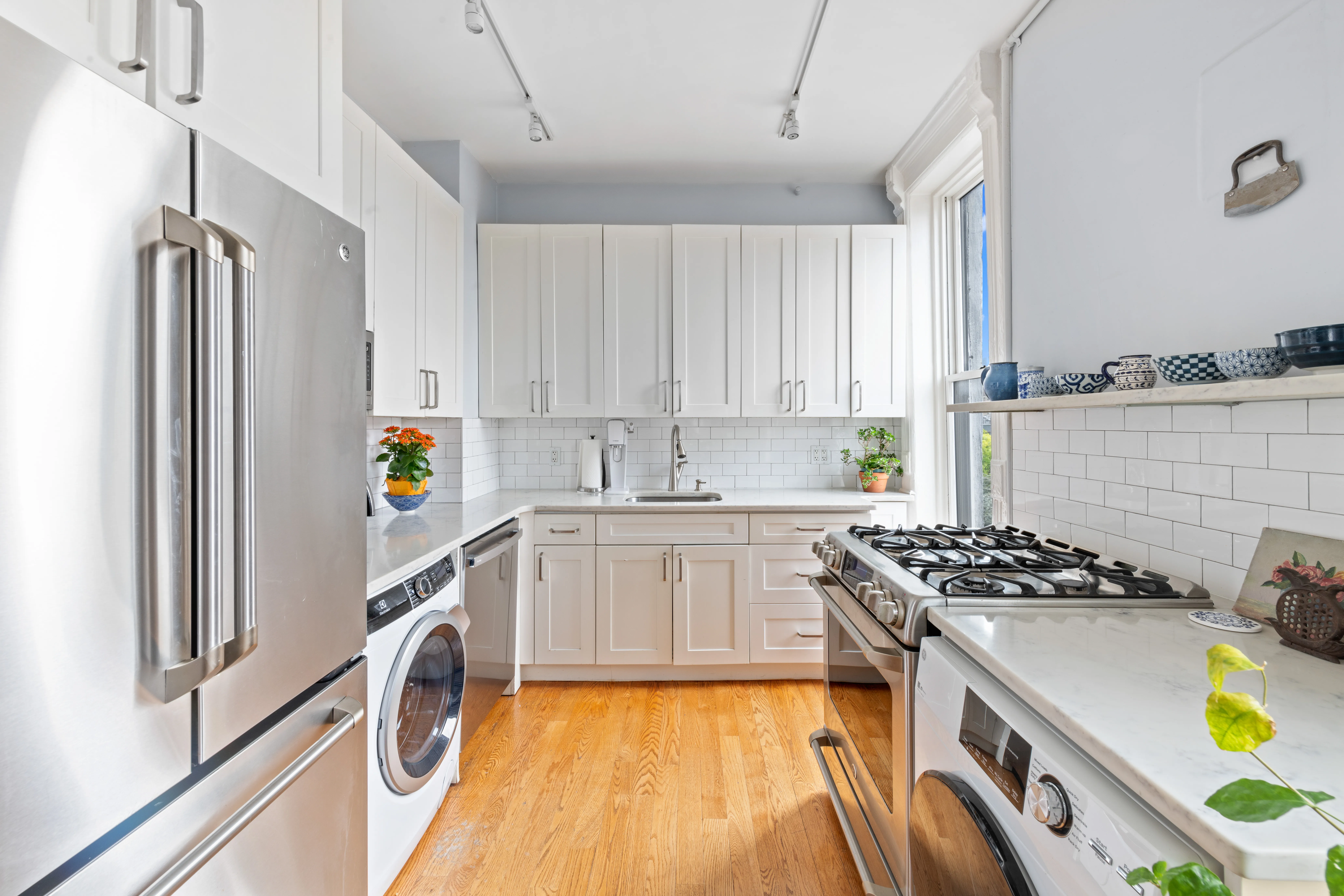 80 Perry Street #5E in West Village, Manhattan | StreetEasy