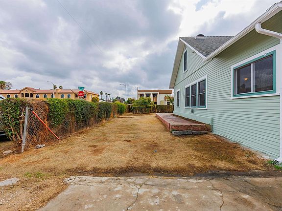 404 W 9th Ave, Escondido, CA 92025 | MLS #250018463 | Zillow