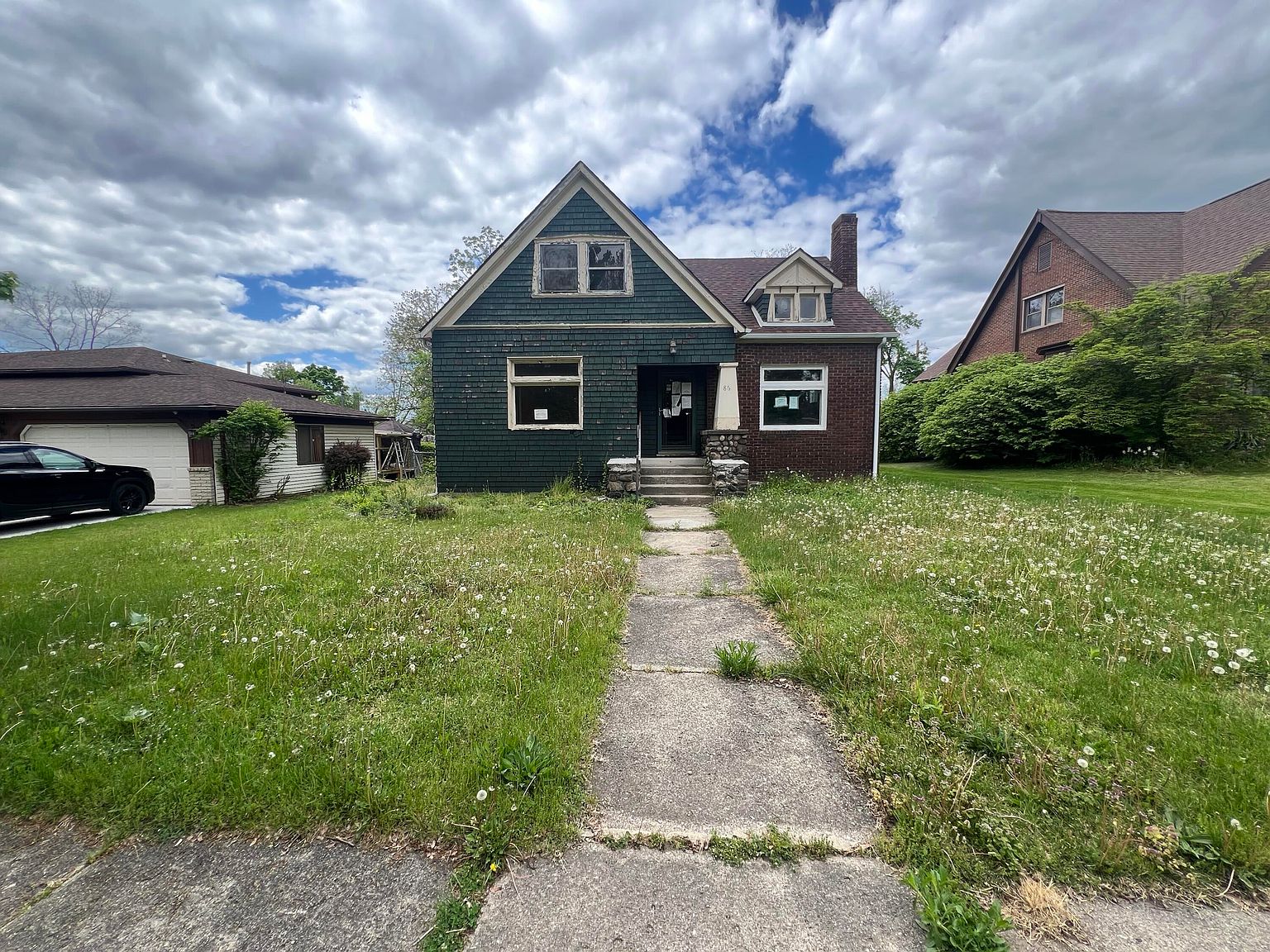 86 Cherokee Rd, Pontiac, MI 48341 | Zillow