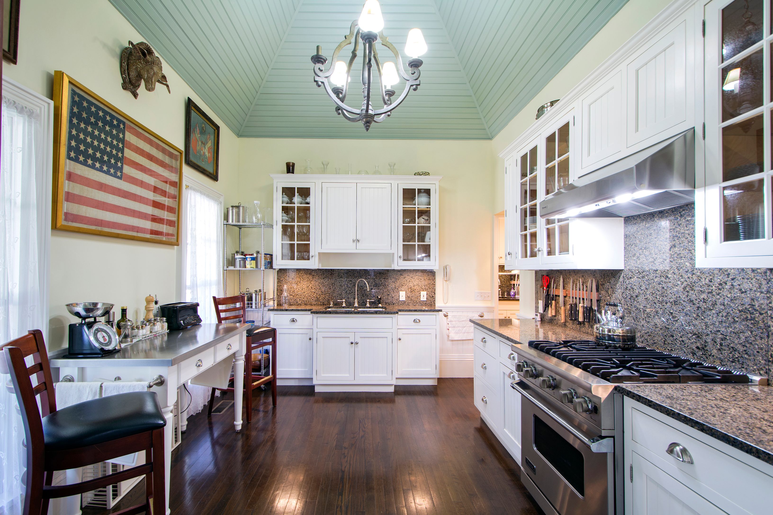 18 North Dr, Sag Harbor, NY 11963 | Out East