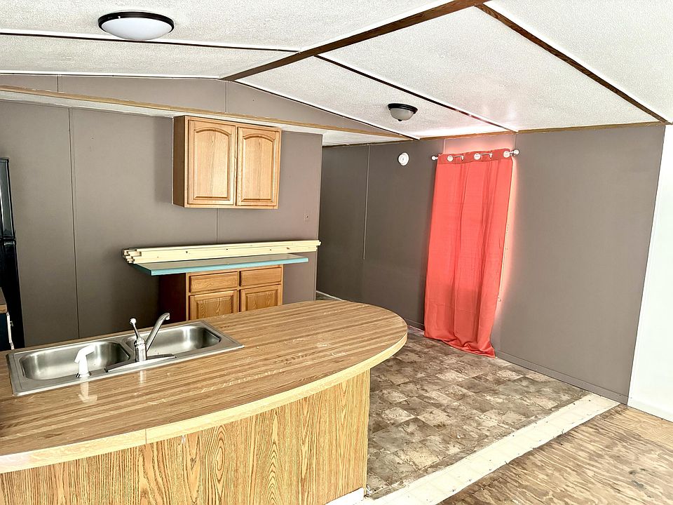 9999 Sims Fork Rd, Arjay, KY 40902 | Zillow