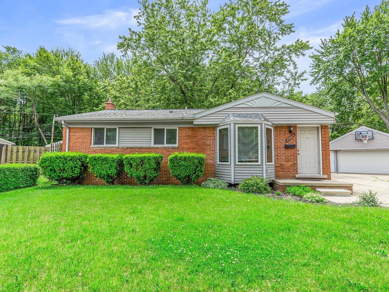 25365 Haskell St, Taylor, MI 48180 | Zillow