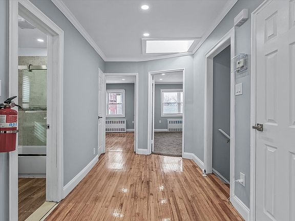 63-12 Beach Channel Dr #2, Arverne, NY 11692 | Zillow