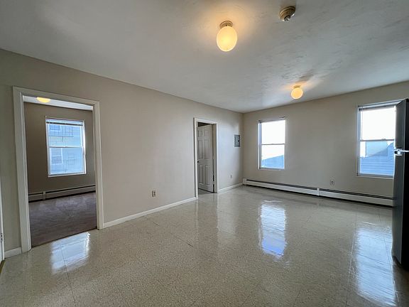 1 Winter St #5, Manville, RI 02838 | Zillow