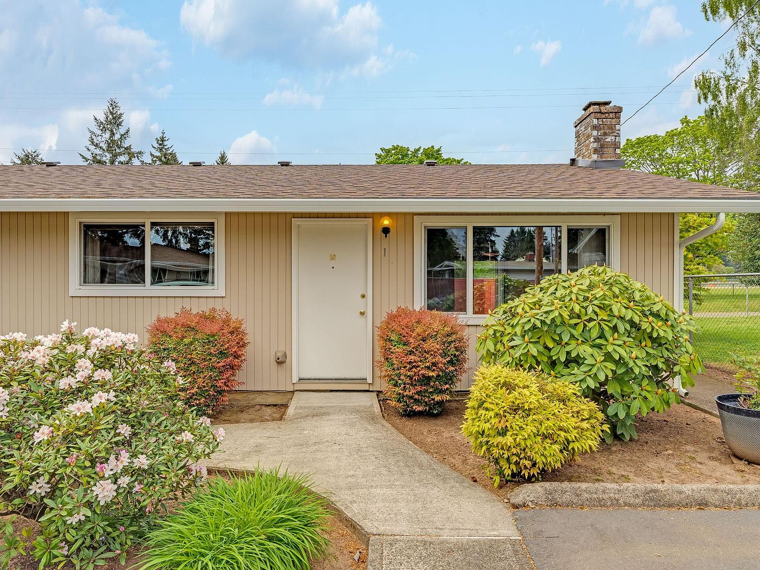 8003 NE 9th St APT 1, Vancouver, WA 98664 | Zillow
