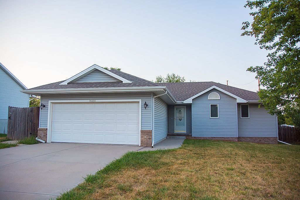 15604 Timberlane Dr, Omaha, NE 68136 | Zillow