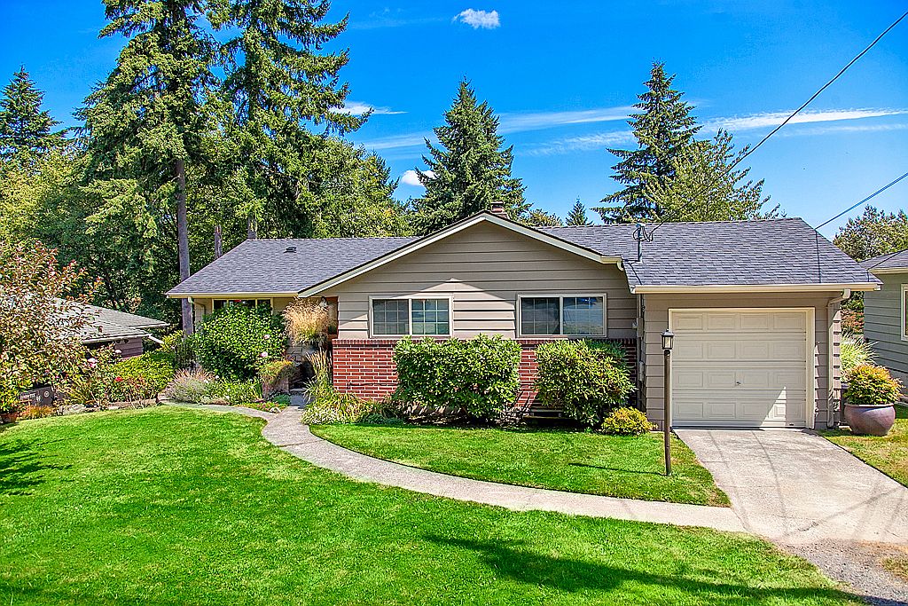 12522 22nd Ave NE, Seattle, WA 98125 | Zillow