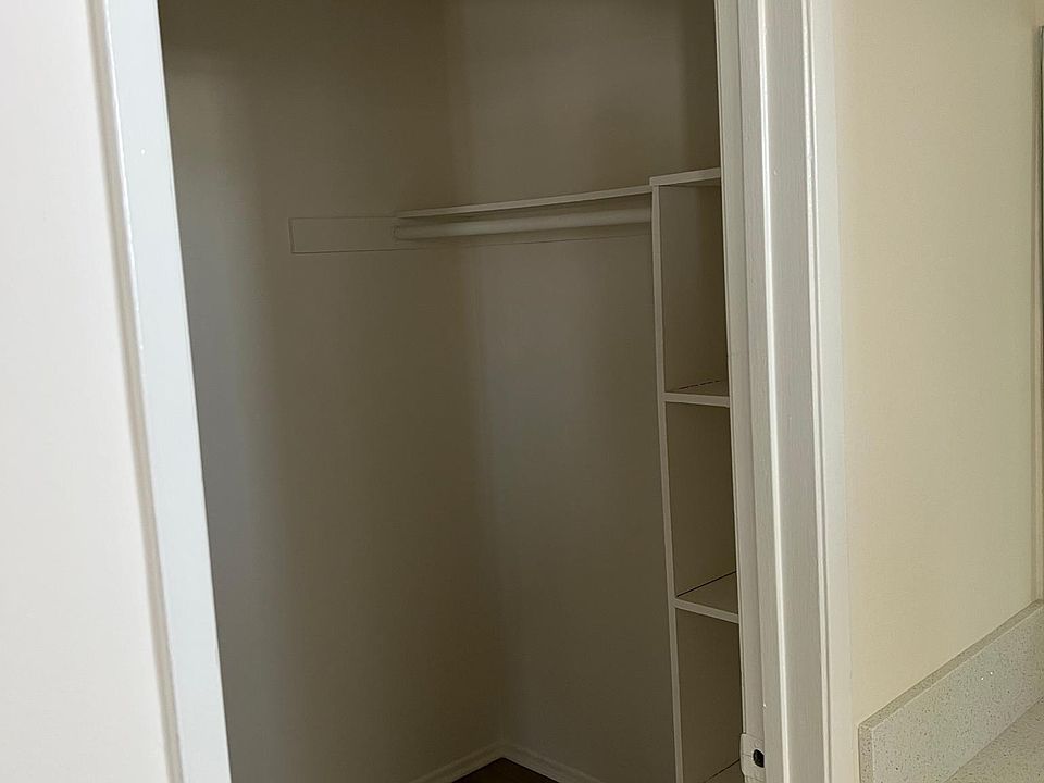 Villa Serena Apts - 13515 Doty Ave Hawthorne CA | Zillow