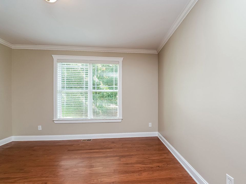 1537 Boulder Walk Dr SE Atlanta GA | Zillow