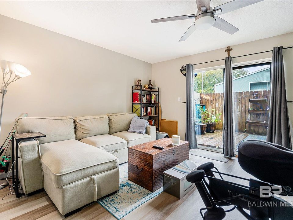 6527 Old Shell Rd #51/3, Mobile, AL 36608 | Zillow