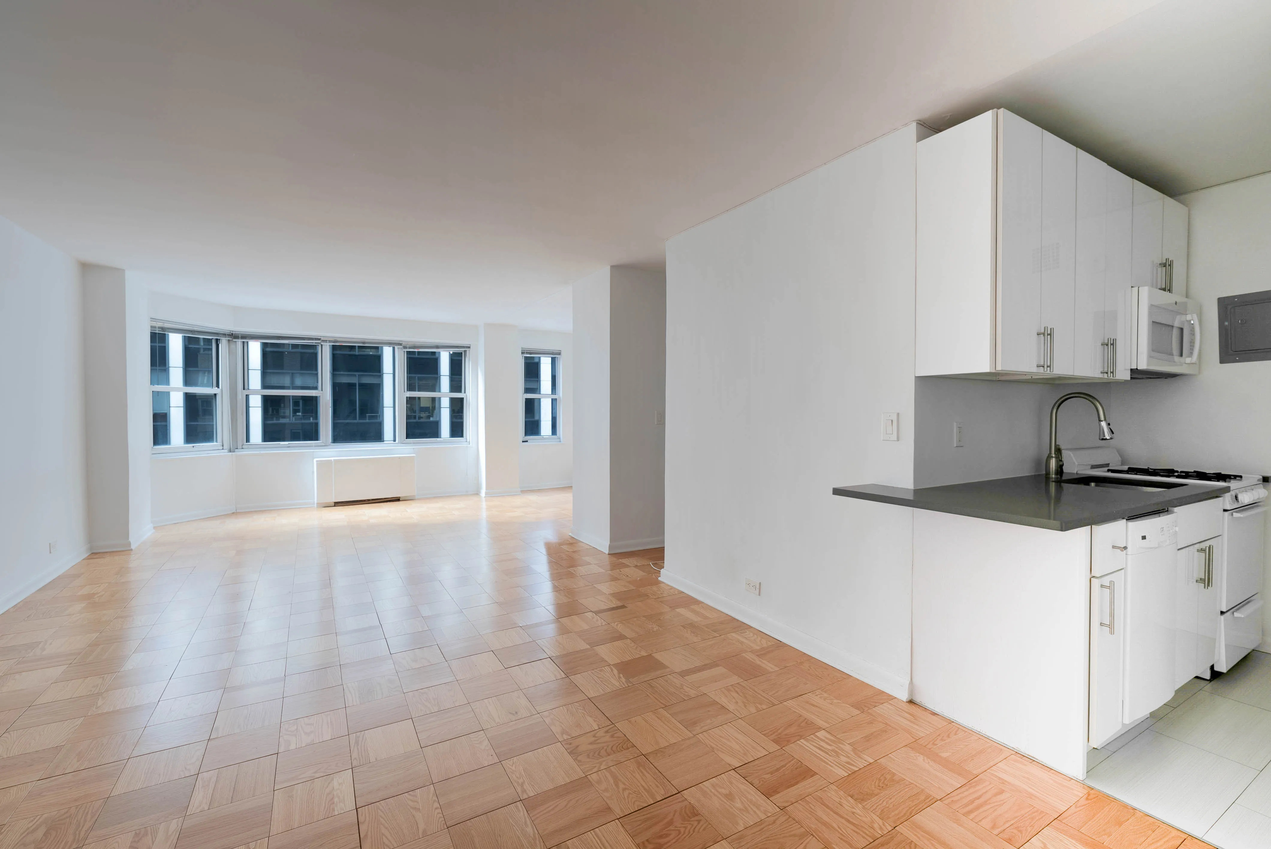 77 West 55th Street #4C in Midtown, Manhattan | StreetEasy