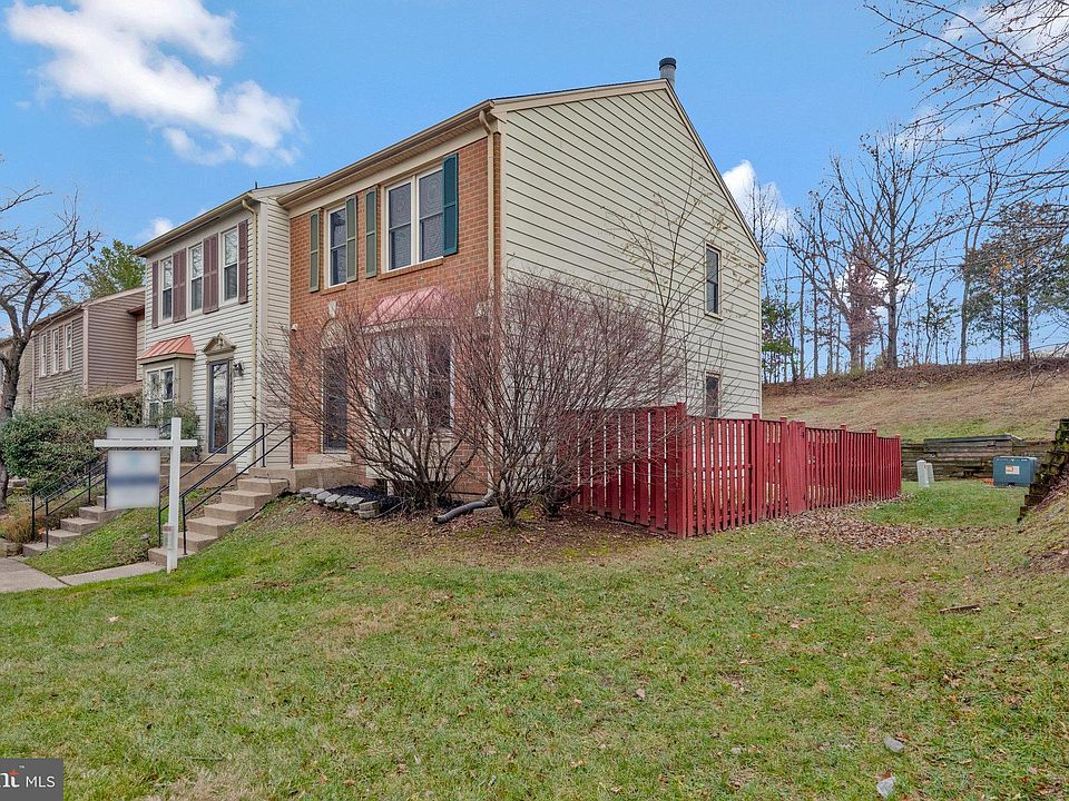 14177 Royal Oak Ln, Centreville, VA 20120 | Zillow