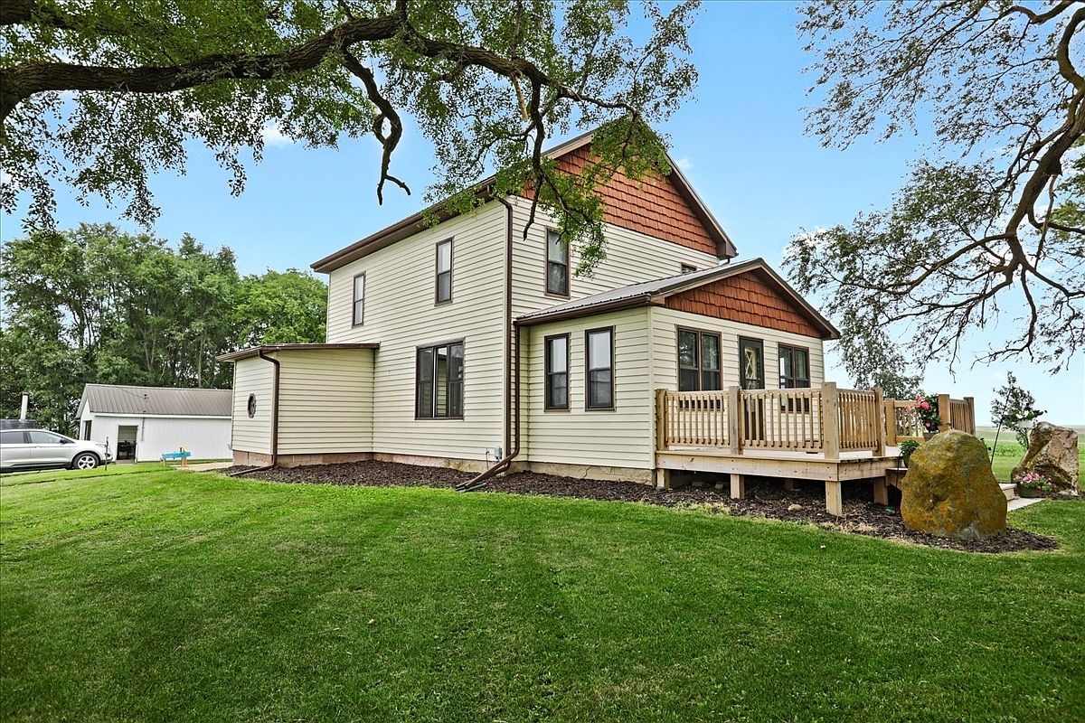 58 N 2700e Rd, Rankin, IL 60960 | Zillow