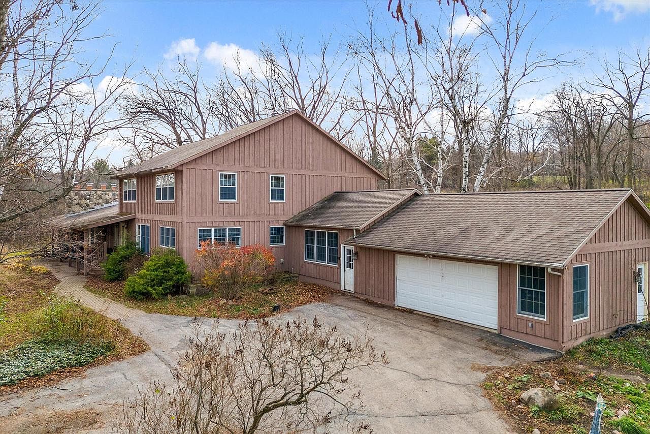 W6265 Camp Evelyn ROAD, Plymouth, WI 53073 | Zillow