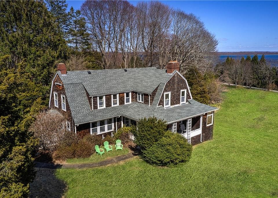 126-134 Willett Rd, Saunderstown, RI 02874 | Zillow