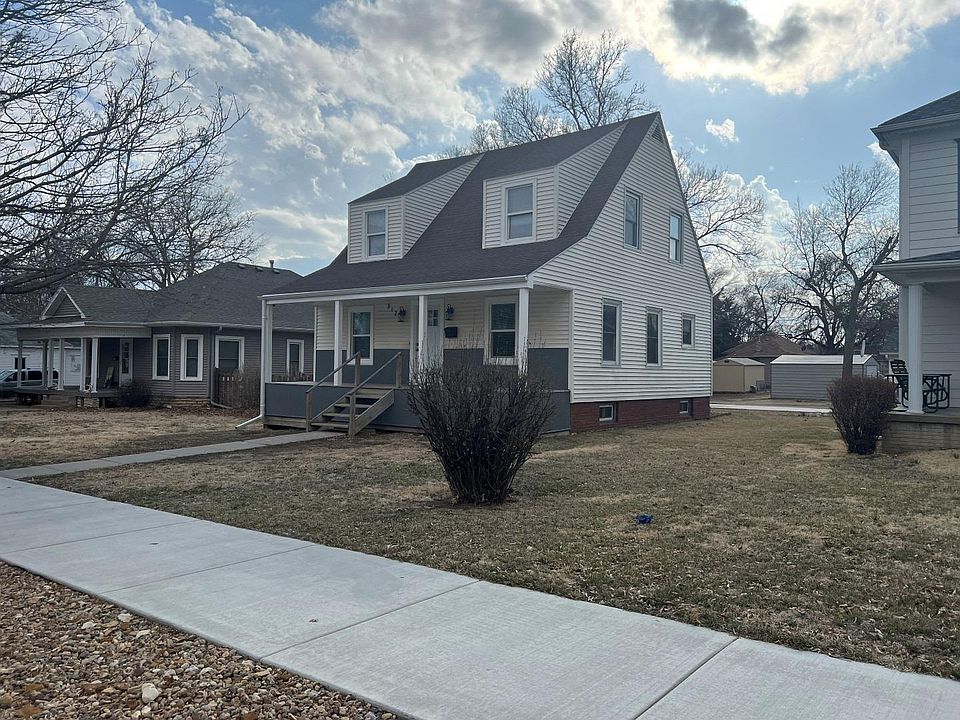 317 N Bell St, Beloit, KS 67420 | Zillow