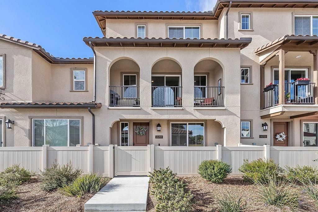 45709 Via Nubes, Temecula, CA 92592 | Zillow