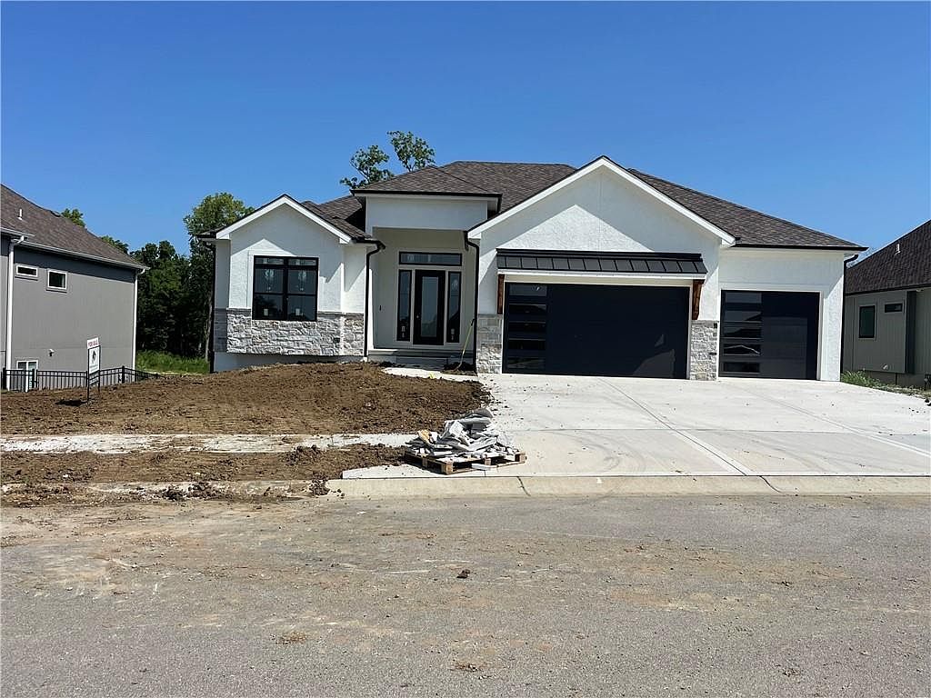 5146 NW 47th Ter, Riverside, MO 64150 | MLS #2501883 | Zillow