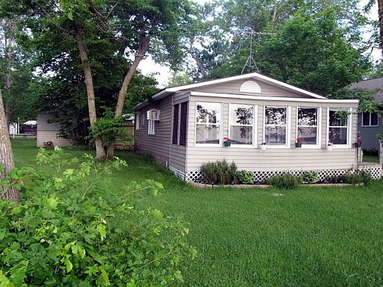 11306 Dakotah Beach Rd, Detroit Lakes, MN 56501 | Zillow