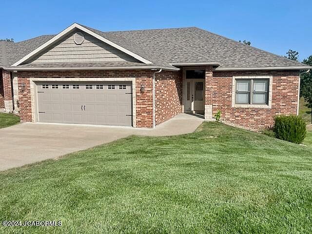 1239 Duane Swift Pkwy, Jefferson City, MO 65109 | MLS #10068407 | Zillow