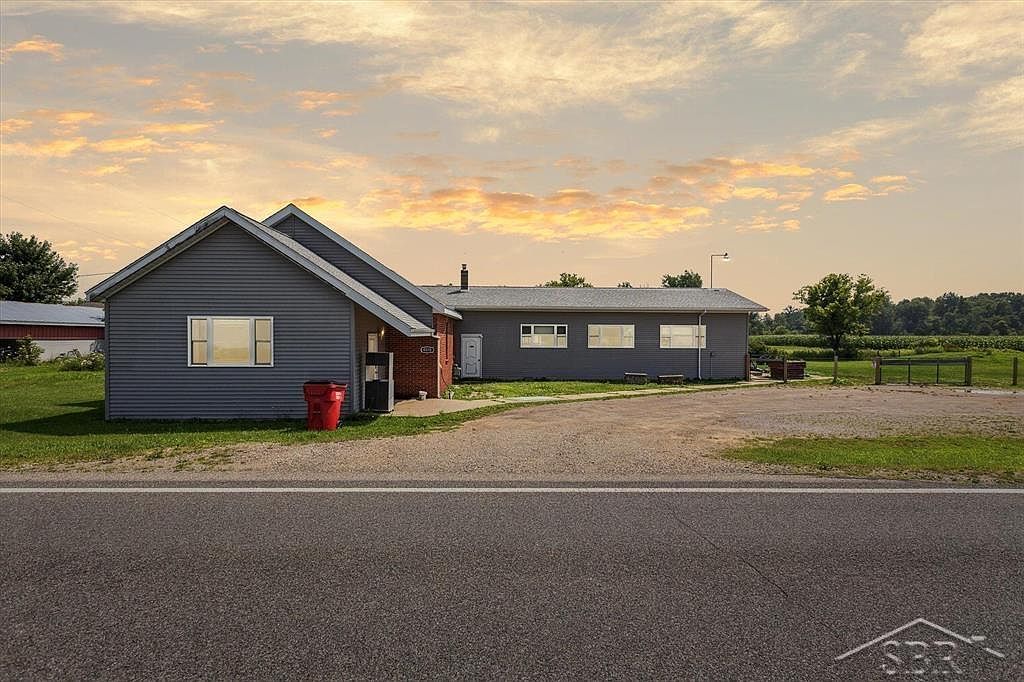 4015 S School Rd, Rhodes, MI 48652 | Zillow