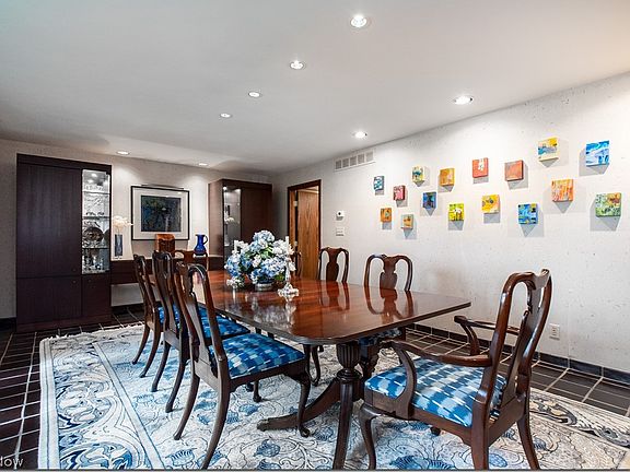 2580 Hickory Ln, Pepper Pike, OH 44124 | MLS #4394940 | Zillow