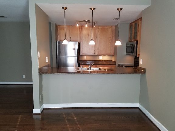 5330 Pershing Ave APT 203, Saint Louis, MO 63112 | Zillow